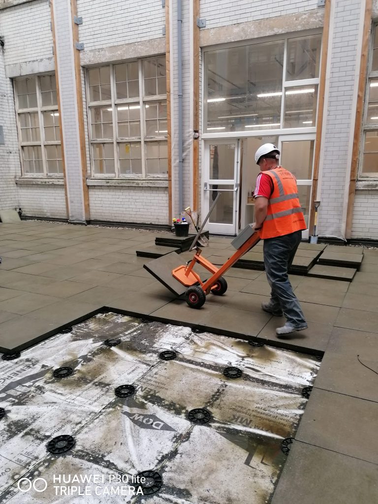 Lift Heavy Paving Slabs Easily with Slab Lifters - Autem